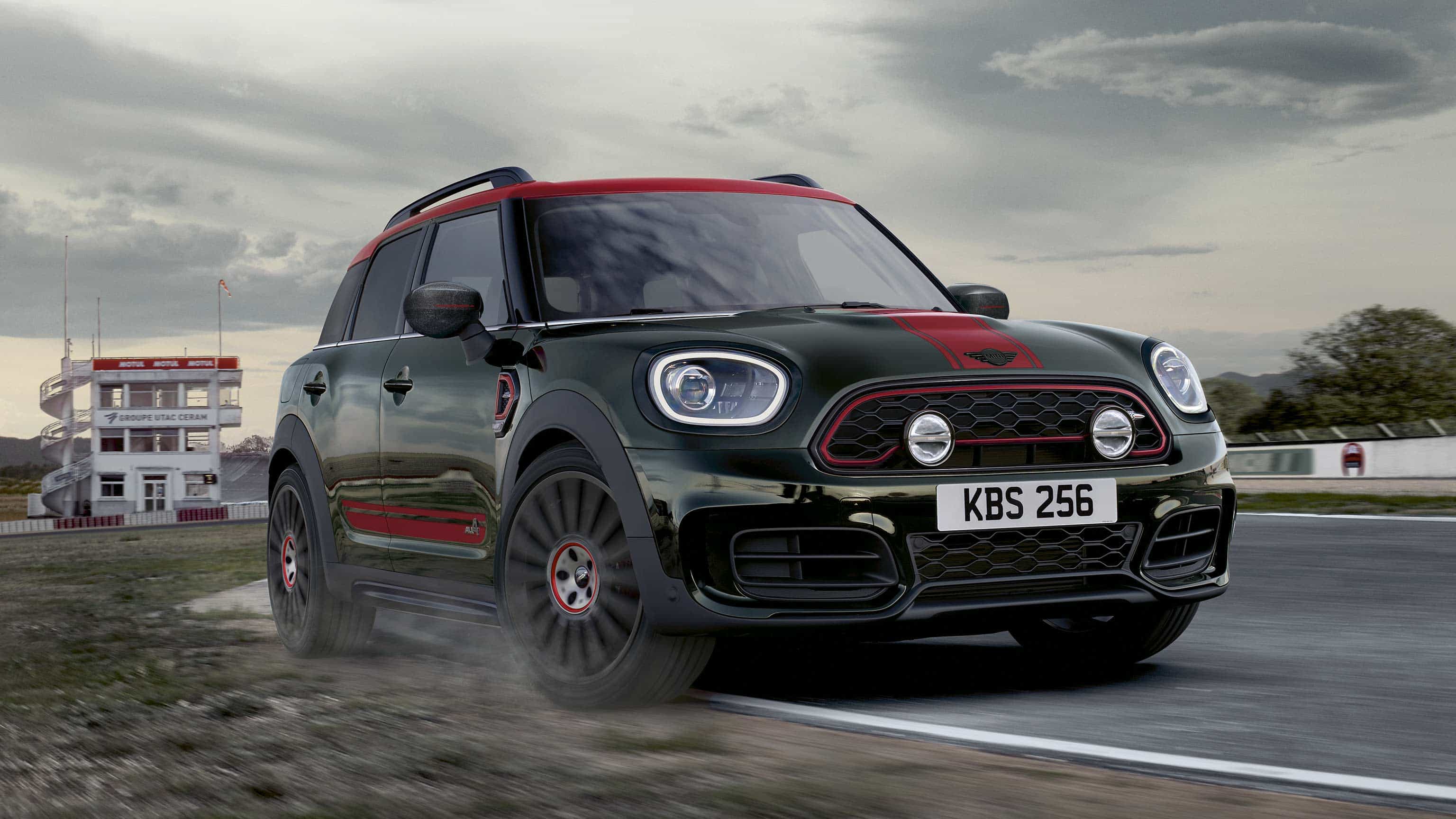 MINI JOHN COOPER WORKS ACCESSORIES SPECIAL.
